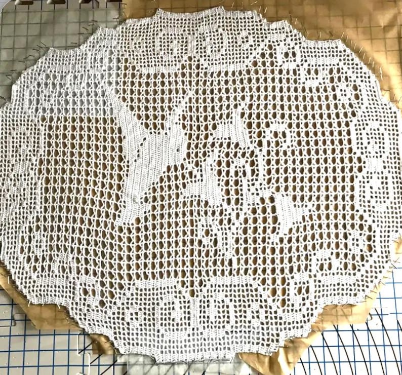 Vintage Filet Crochet Pattern 25" Hummingbird & Flowers Centerpiece PDF ...