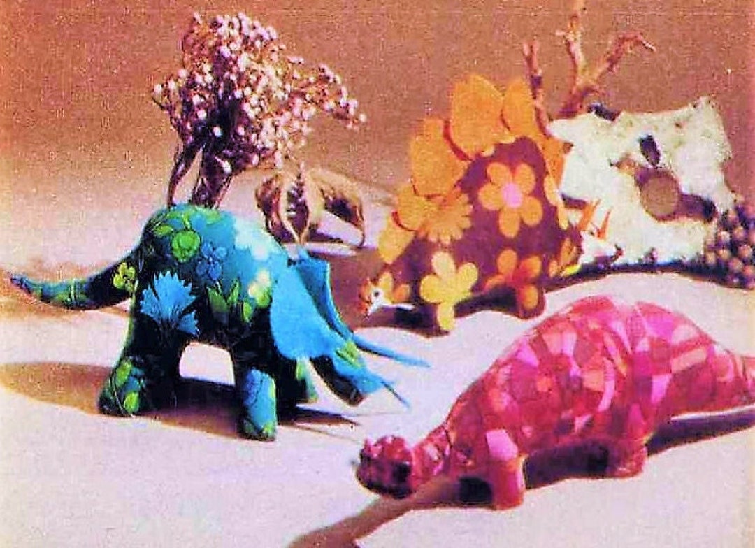 Vintage Sewing Pattern Retro Mod Fabric Dinosaurs Soft Sculpture Toys ...