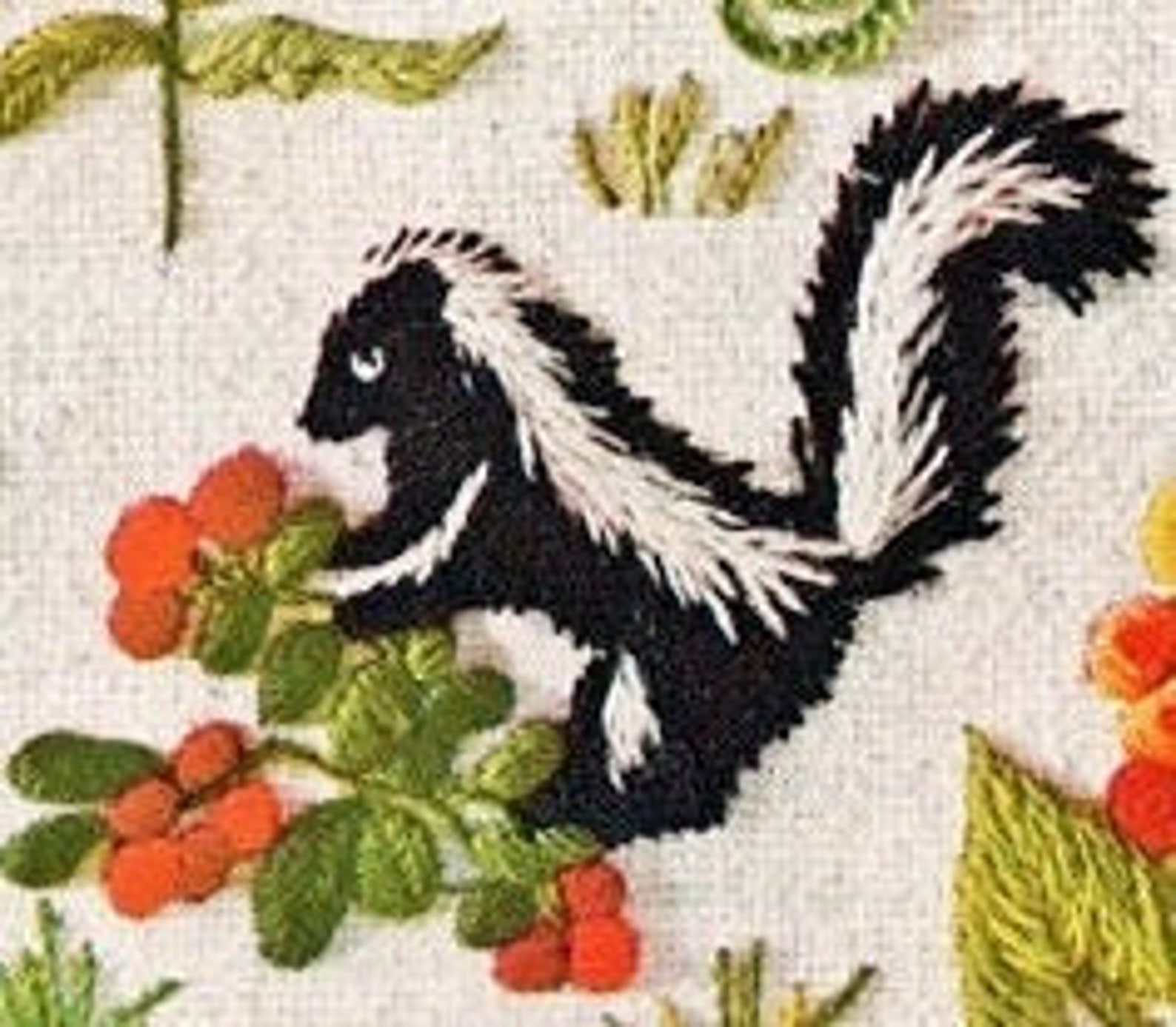 Vintage Crewel Embroidery Pattern Woodland Animals Berries - Etsy UK