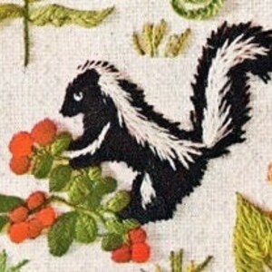 Vintage Crewel Embroidery Pattern Woodland Animals Berries Flower ...