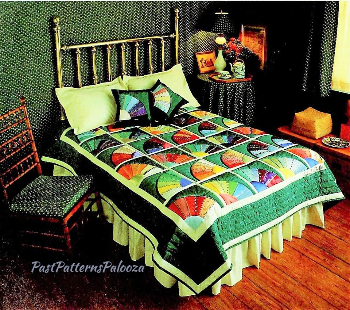 Vintage Sewing Pattern Victorian Fans Bed Quilt and Pillow Set - Etsy