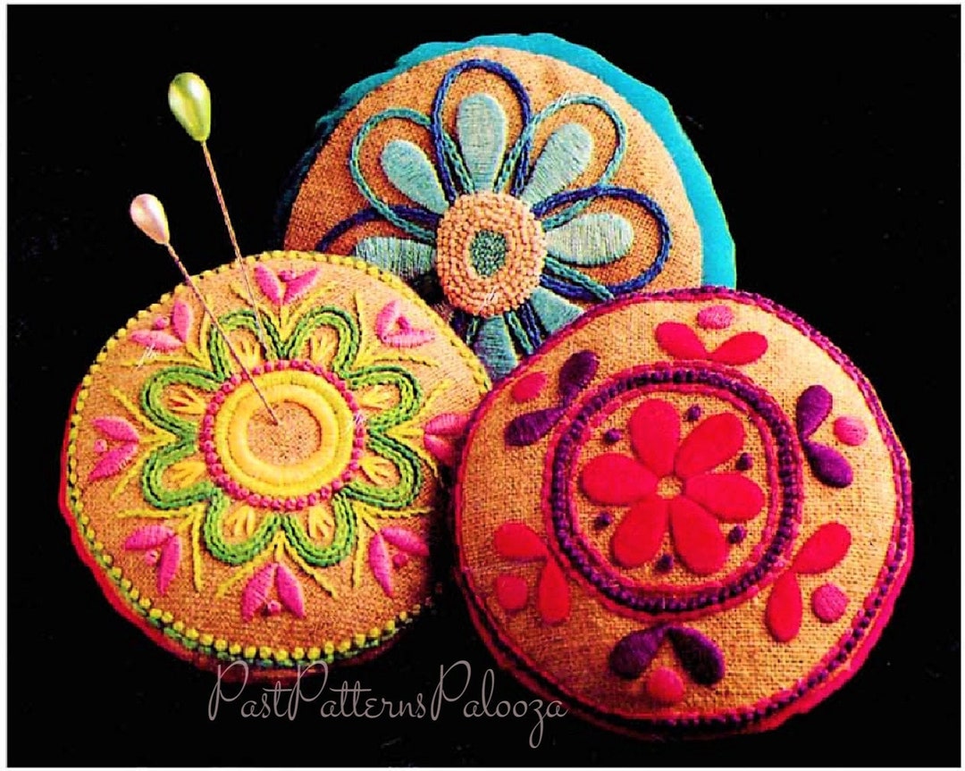 Vintage Embroidery Sewing Pattern 4" Flower Pincushions PDF Instant ...