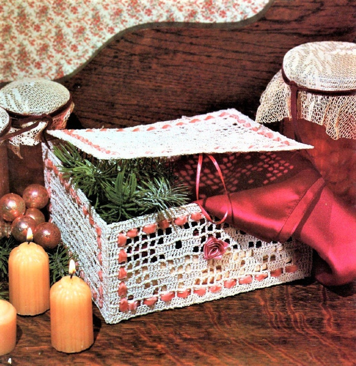 Vintage Thread Crochet Patterns Lacy Victorian Christmas Ornaments Tree ...
