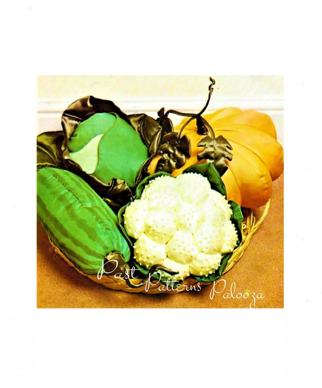Vintage Sewing Pattern Realistic Garden Vegetables Cauliflower Pumpkin ...