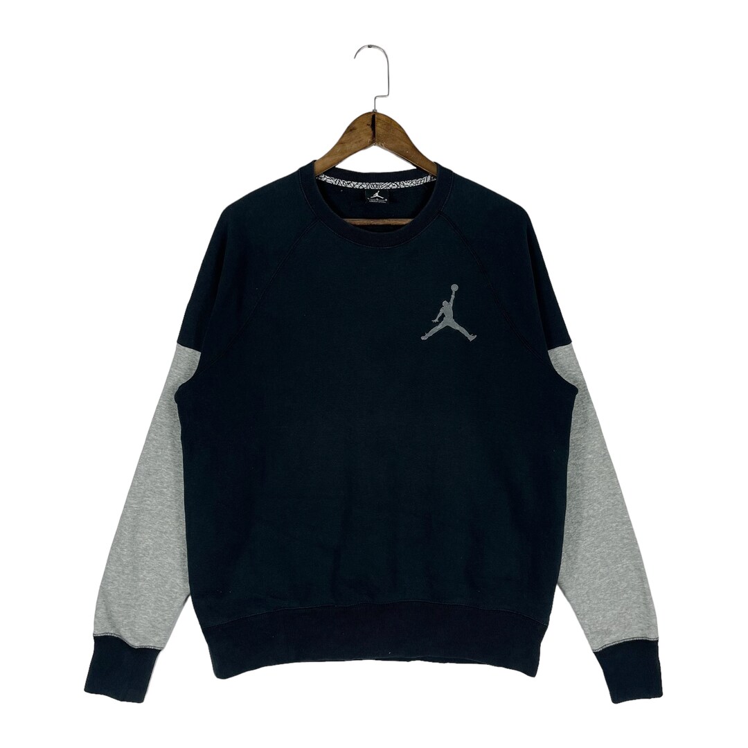 Vintage Nike Air Jordan Sweatshirt Crewneck Navy Blue Gray Pullover ...