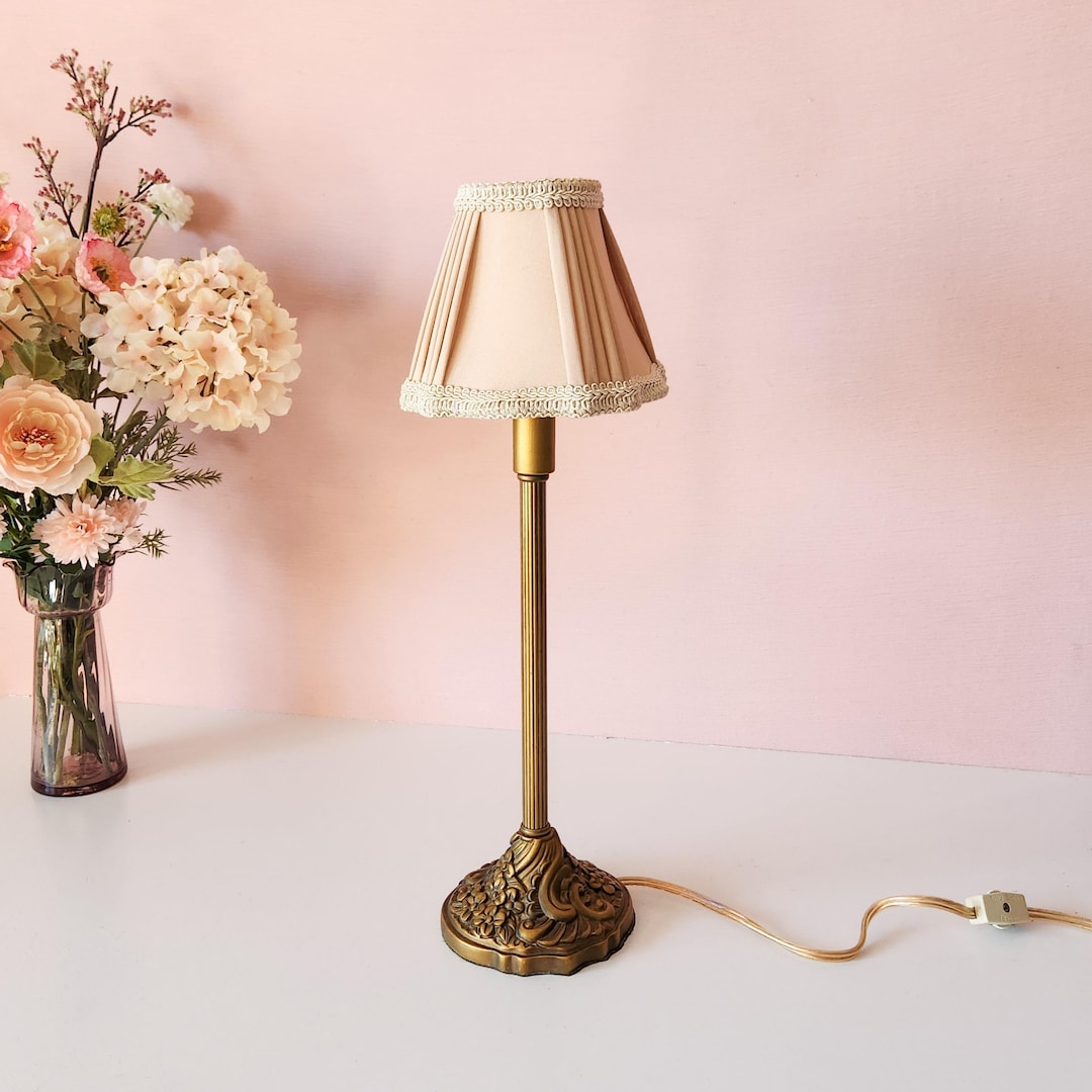 Feminine Fluted Column Antiqued Gold Accent or Boudoir Lamp ...