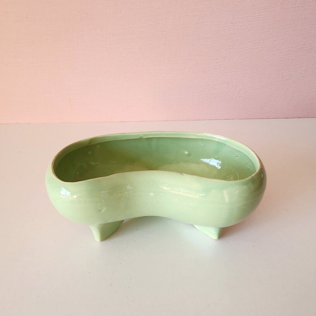 Light Green Kidney Bean Shaped Cookson Pottery Planter - Vintage - Etsy