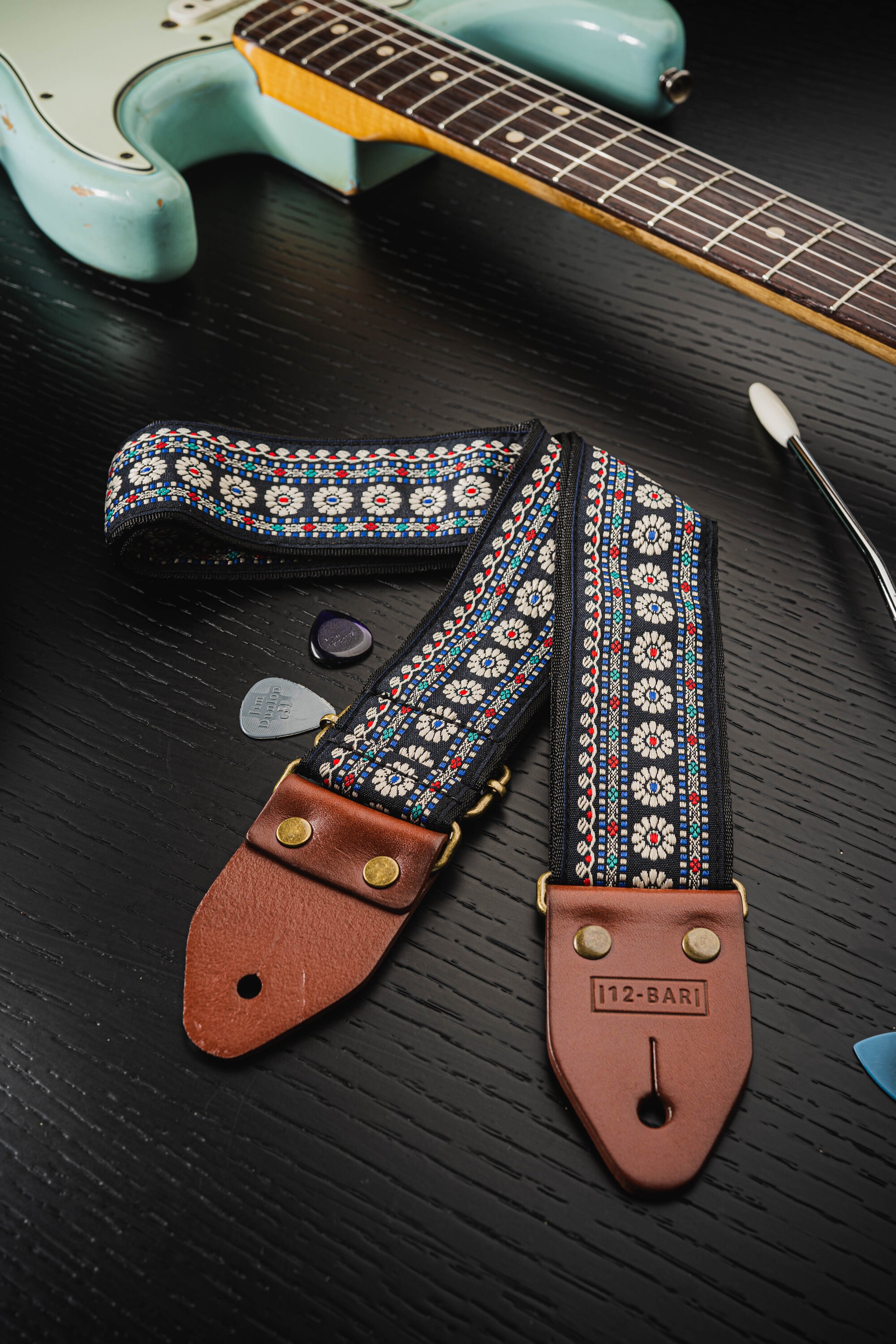 NEW Daisy Vintage Custom Handmade Guitar Strap, Genuine Leather Ends - Etsy