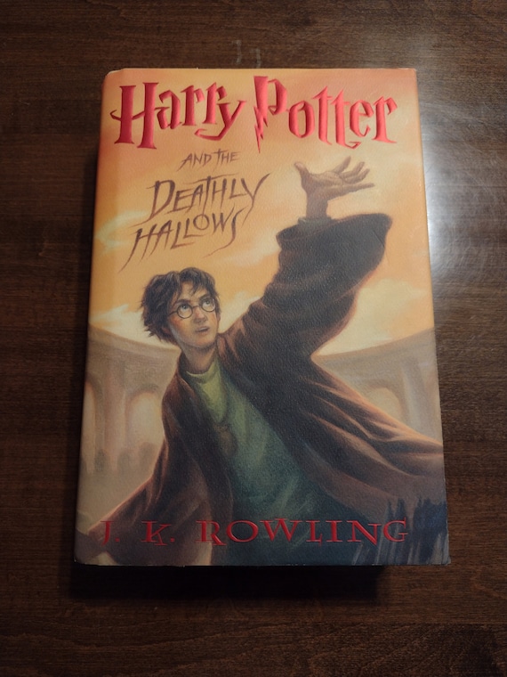 Harry Potter 7 Book Cover