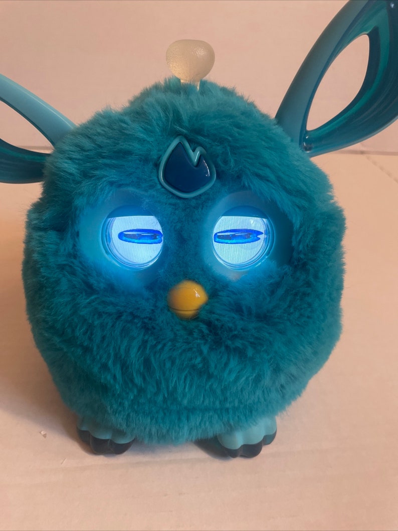 Hasbro B6084 Furby Connect Toy Sleep Mask WORKS Talking Dances Sensory ...