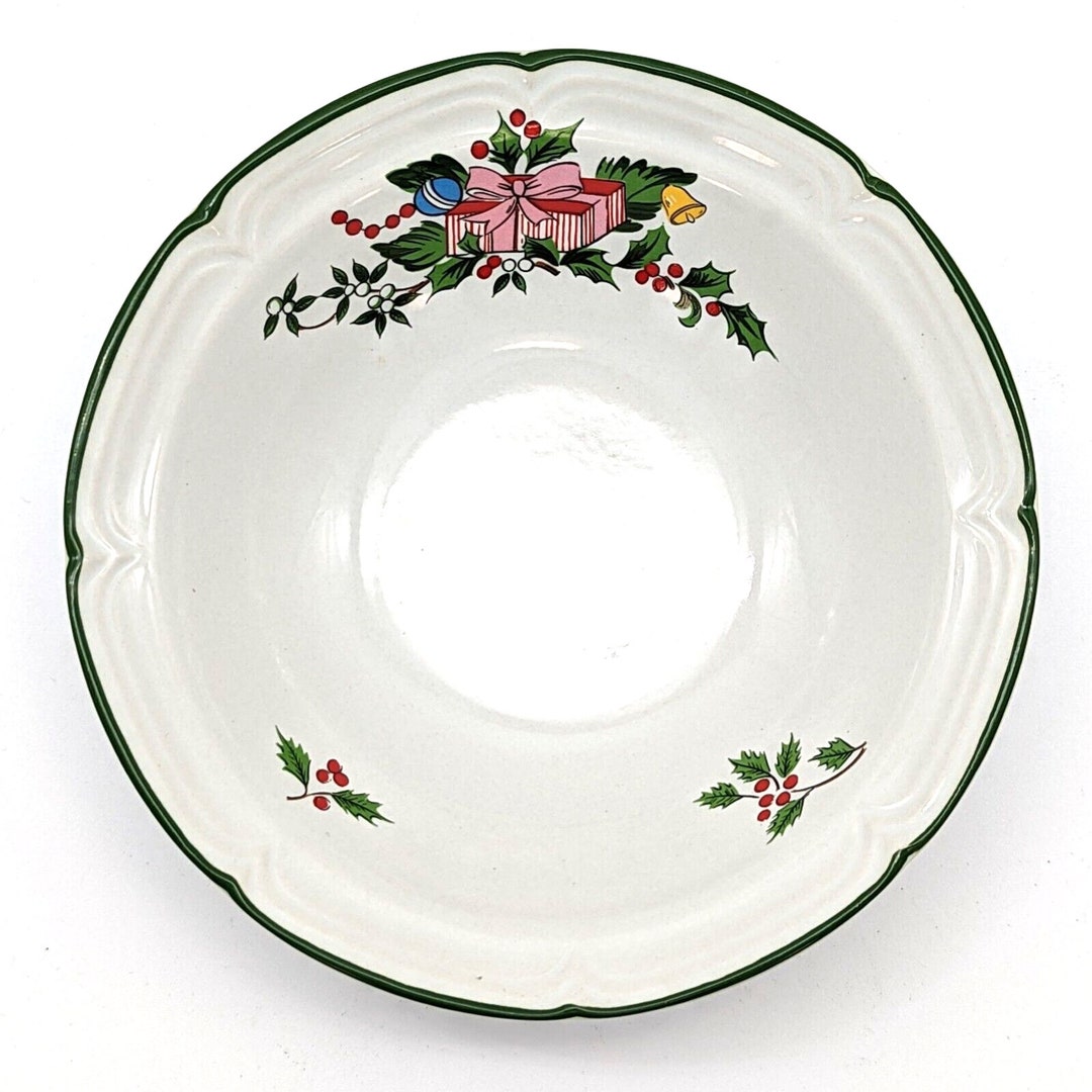 Vintage Christmas Bowls Stoneware International China Co Xmas Tradition ...