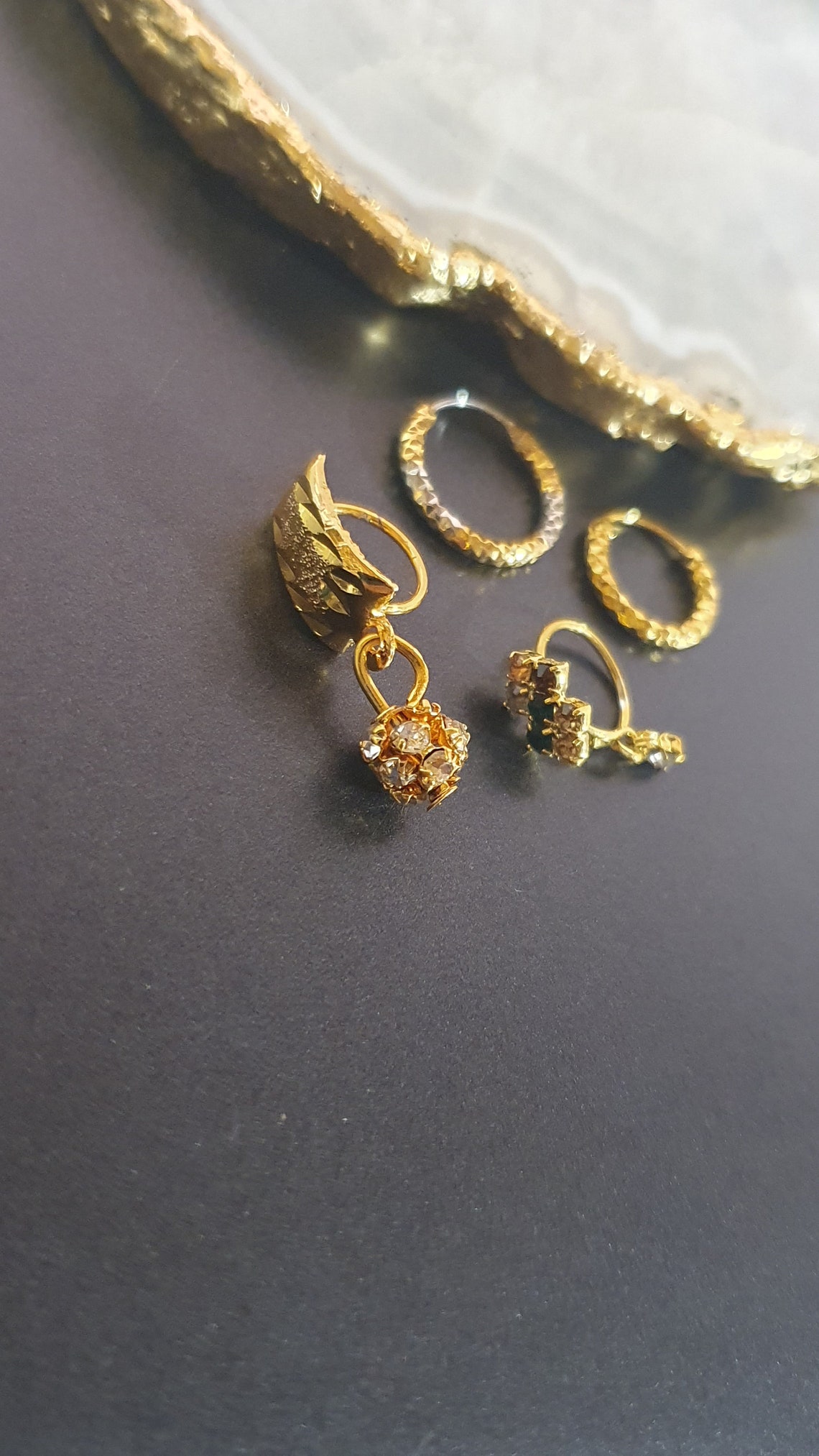 Enchanting Indian Gold Nose Ring Set, Indian Gold Nose Ring Set ...