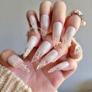 White Christmas Icey Tip Press on Nails, Snowflake Crystal Broken Glass ...