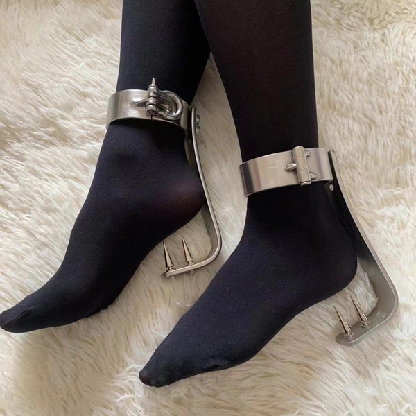 Metal Bondage - Etsy