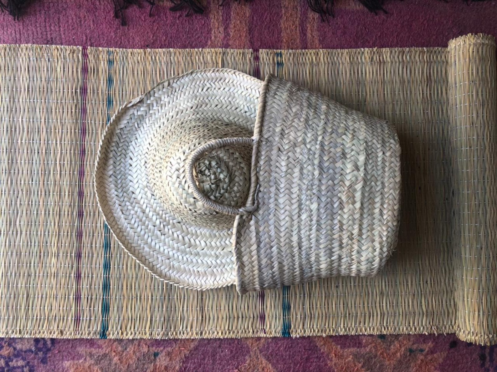Handmade Straw Beach Pack moroccan Straw Rug, Straw Hat, and Straw Bag ...