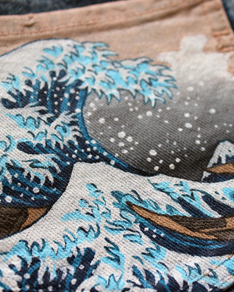 Hand-painted Denim Shorts - the Great Wave by Hokusai - Etsy