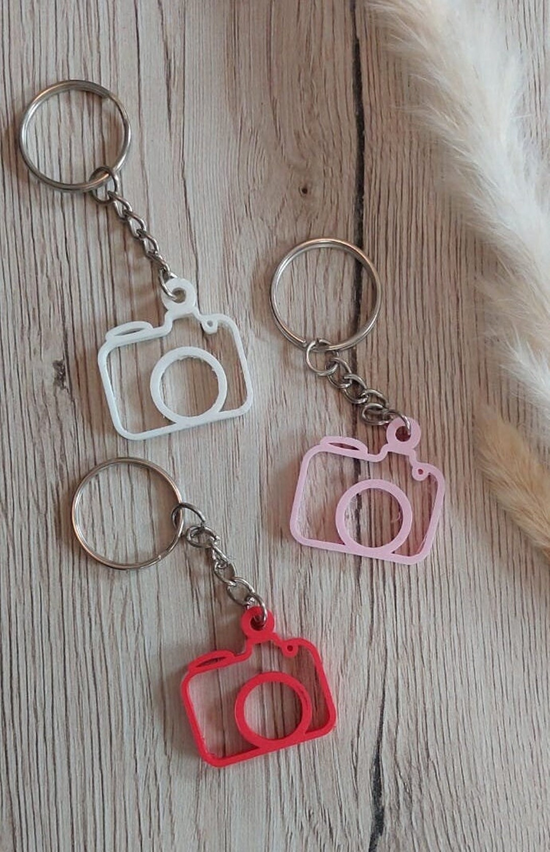 Camera Keychain/bag Charm, 3D Printed, Unique Gift, Black, White , Pla ...
