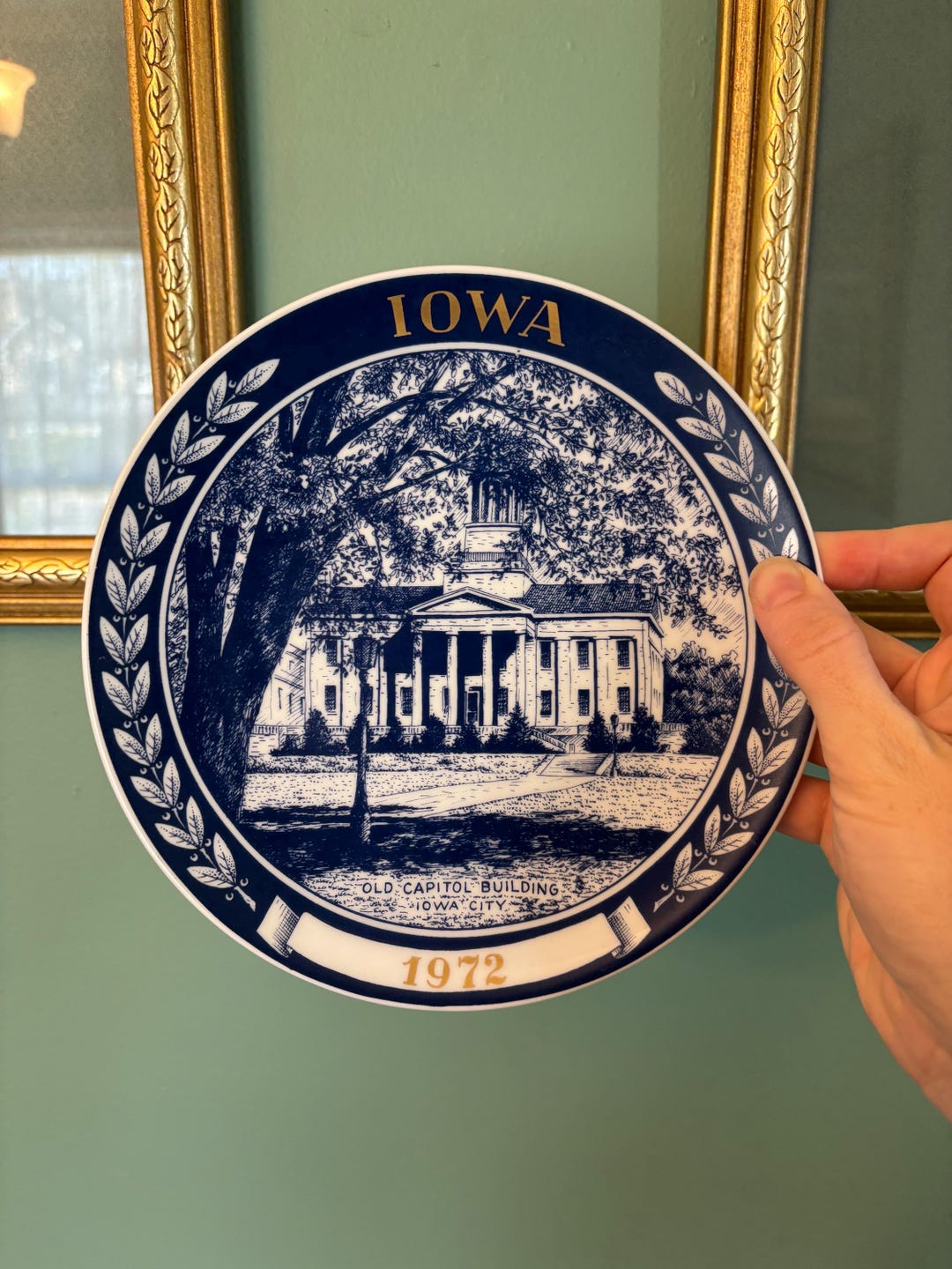 Iowa 1972 Old Capital Building Wall Plate by Kesa Denmark - Etsy