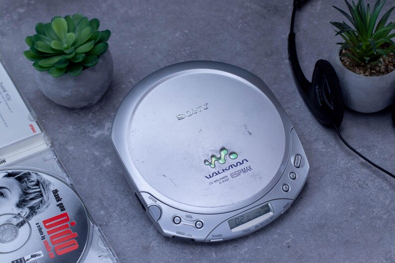 Sony D-E221 Discman Portable CD Player | G-protection Anti-skip ...