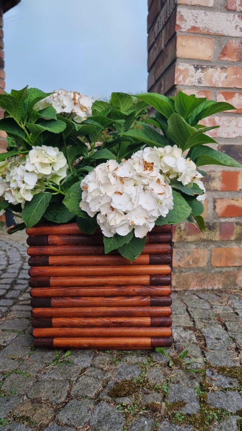 Modern Indoor Wooden Planter, Terrace Flowerpot in Minimal Design 3D ...