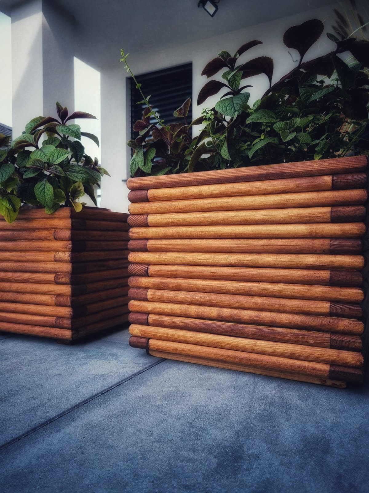 Modern Indoor Wooden Planter, Terrace Flowerpot in Minimal Design 3D ...