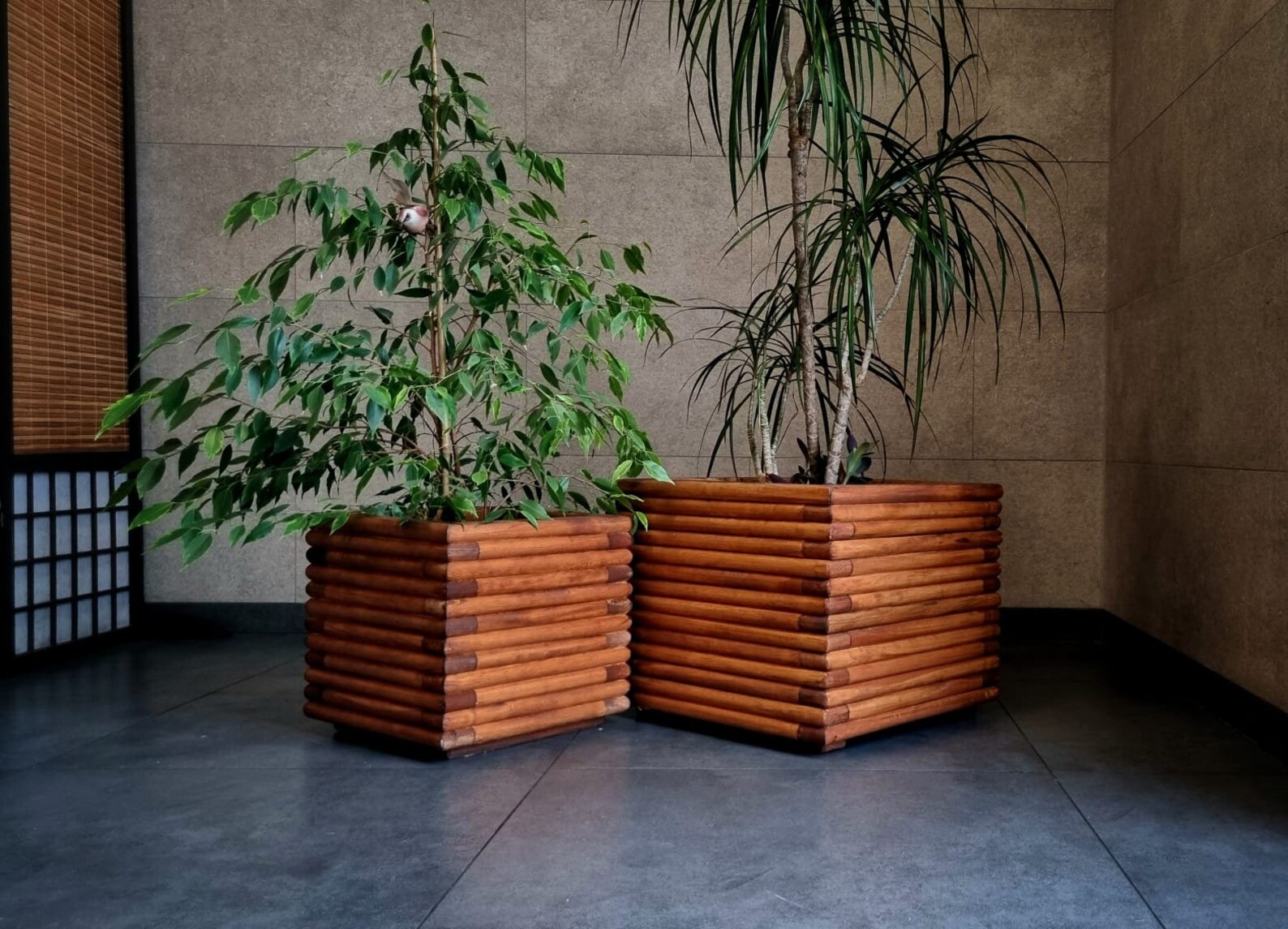 Modern Indoor Wooden Planter, Terrace Flowerpot in Minimal Design 3D ...