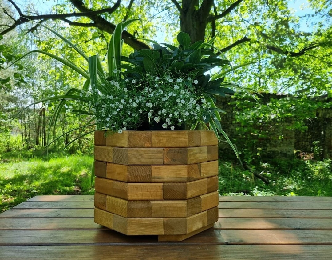 Octagonal Planter for Flowers, Wooden Pot for Outdoor, Rustic Plant Pot ...