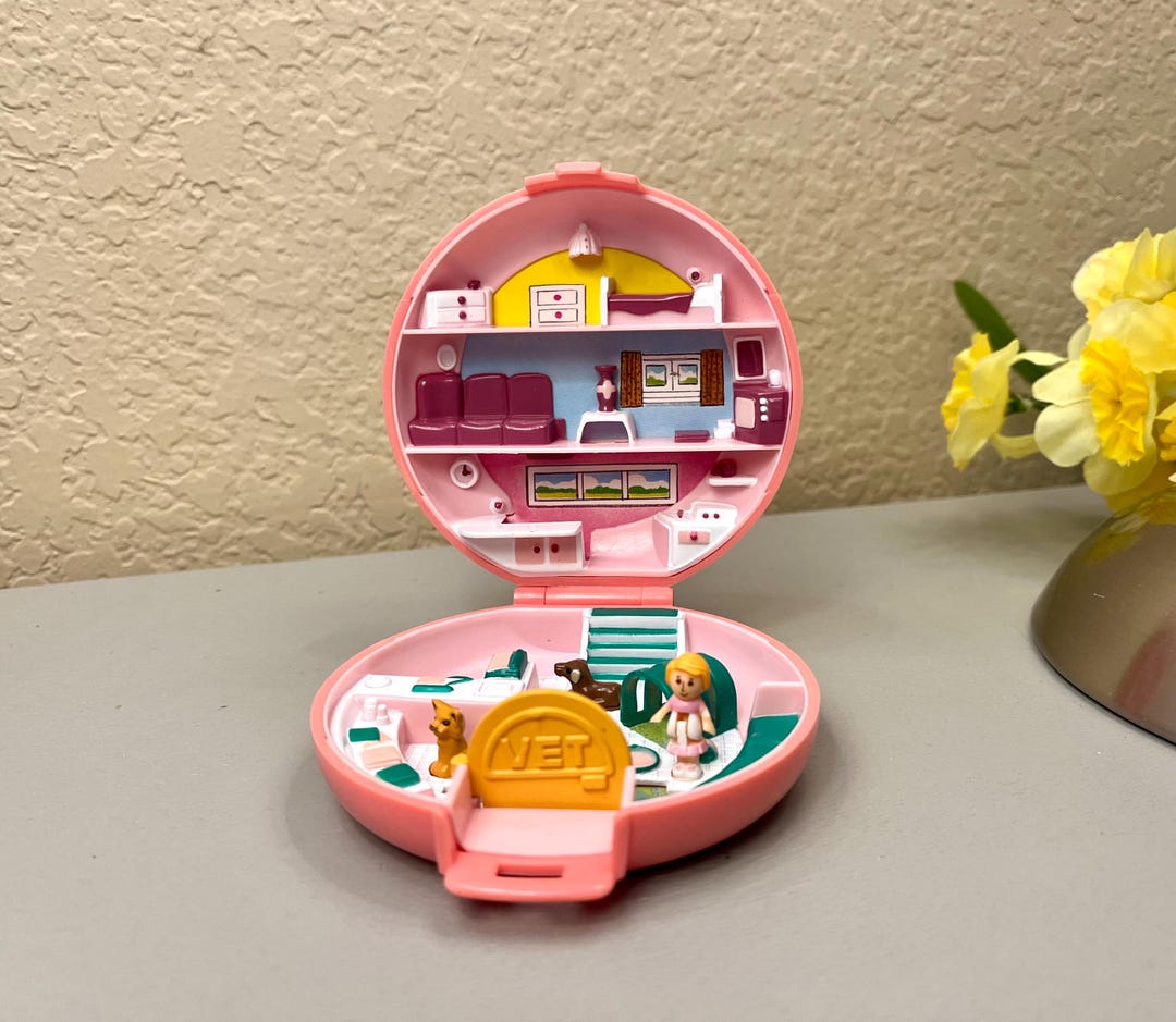 Polly Pocket Vet Hospital Compact Playset Vintage 1989 Bluebird Toys ...