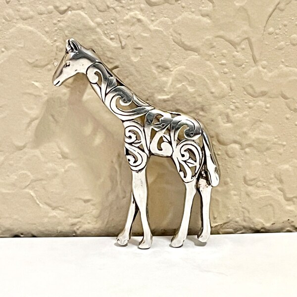 Giraffe Pin - Etsy