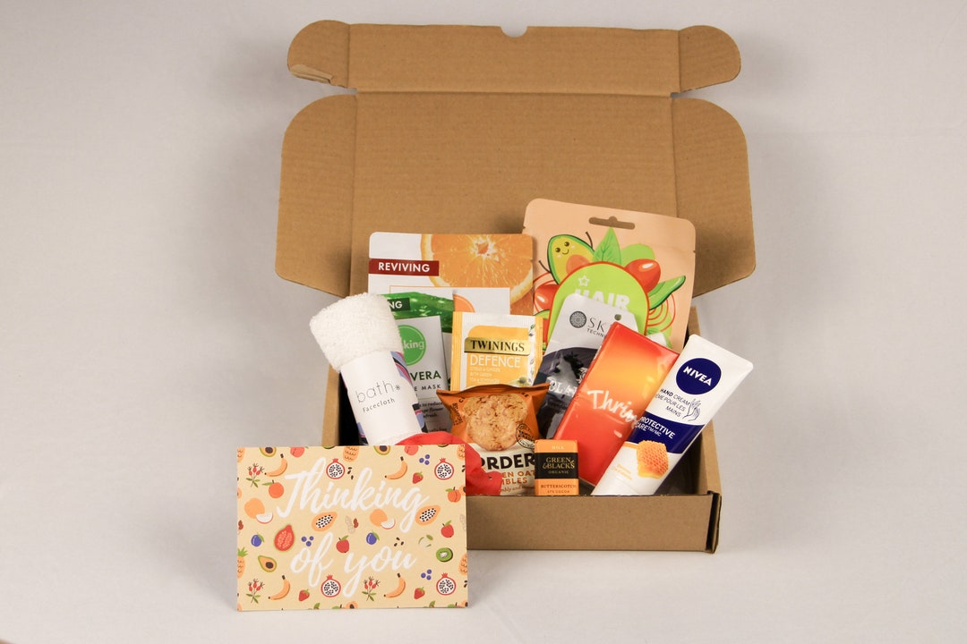 The Pamper Box Luxury Postal Gift Bundle Spa Kit, Face Mask, Pamper Box ...