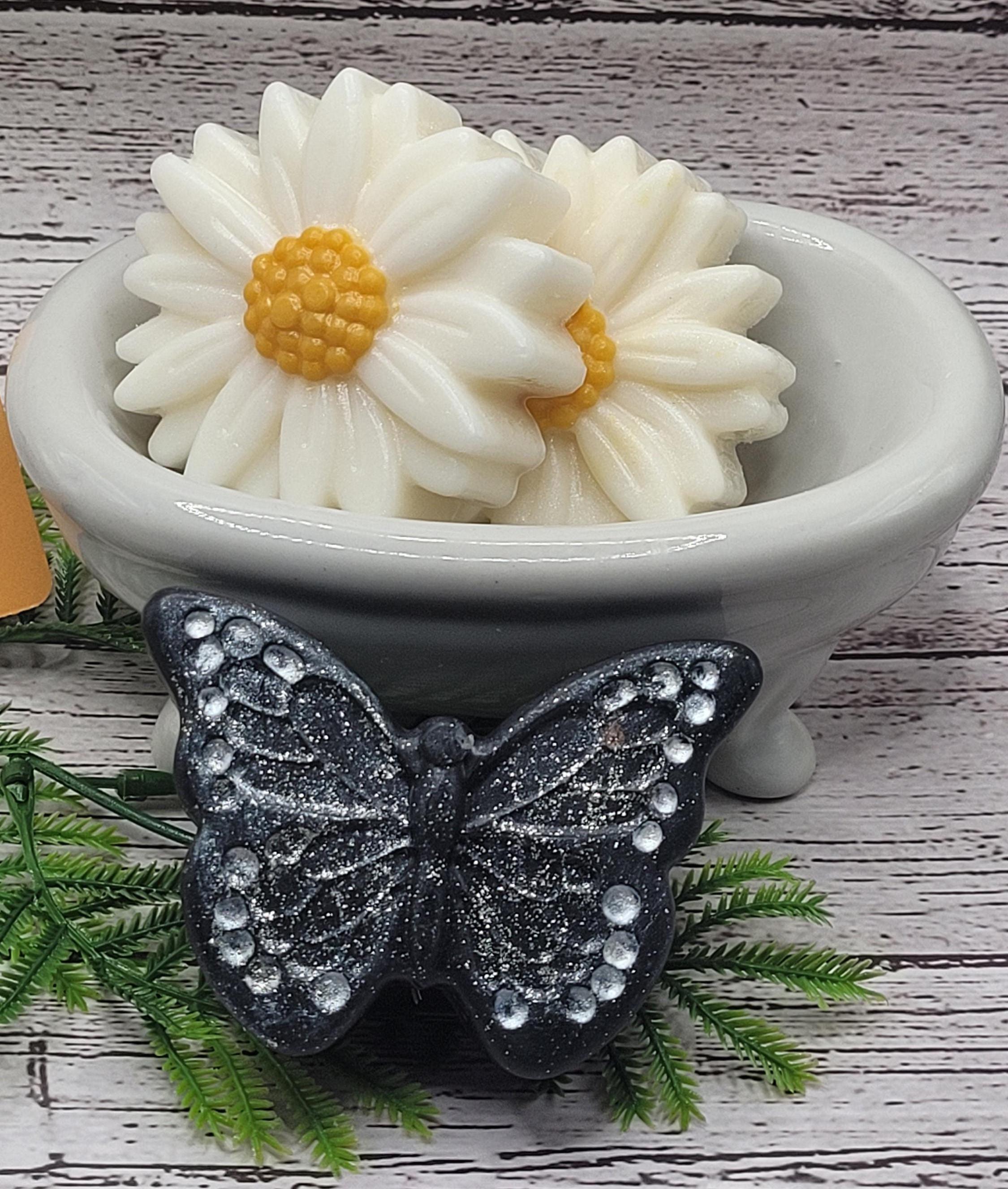 Daisy & Butterfly Soap Gift Box: Handmade Flower Soaps - Etsy