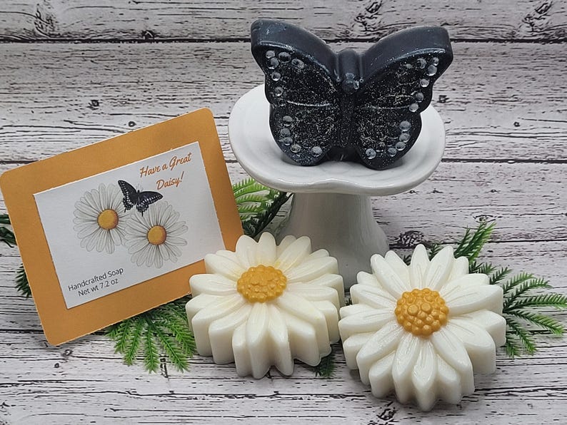 Daisy & Butterfly Soap Gift Box: Handmade Flower Soaps - Etsy