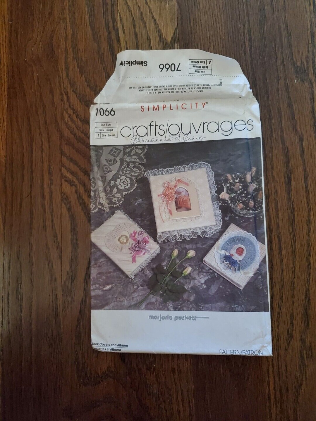 Simplicity Crafts #7066 Book Covers & Photo Album Covers Marjorie ...