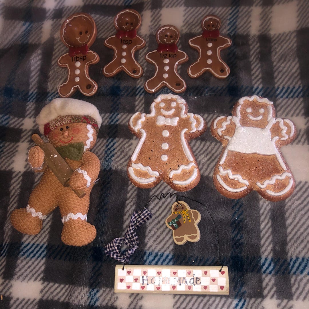Gingerbread-man Measuring Spoons + Themed Set of Items - Etsy