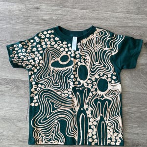 Celestial Dancing Baby Tee - Etsy