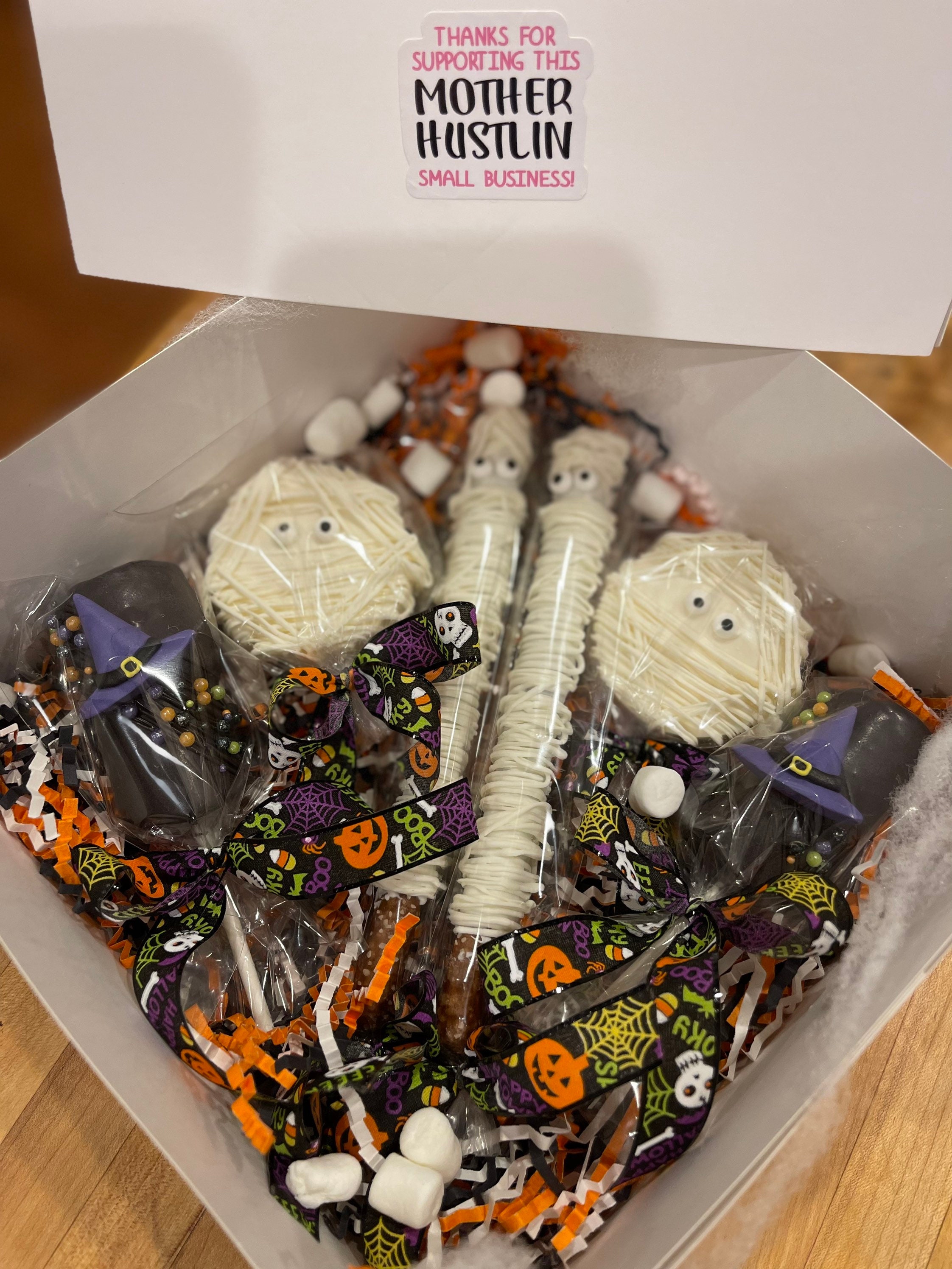 Halloween Treats Boo Box - Etsy