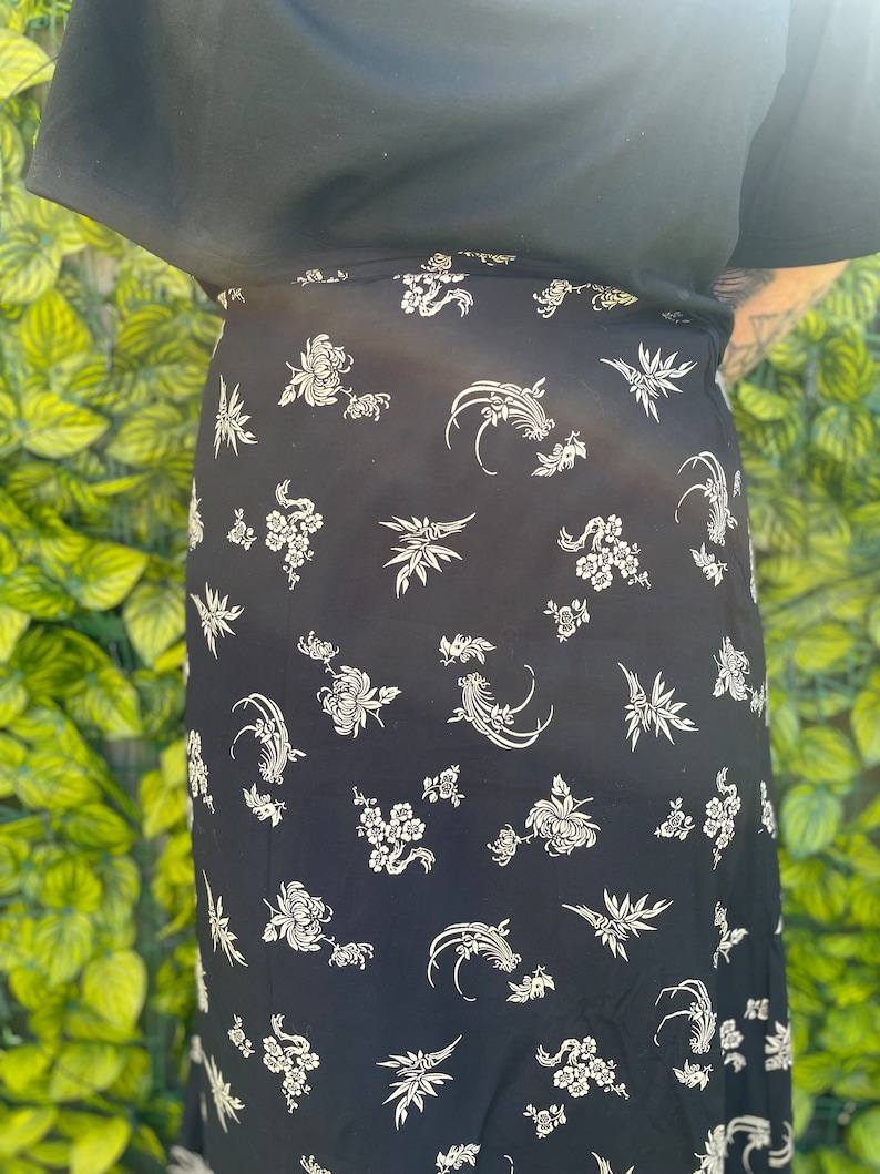 Vintage Women’s 1990's Black High Waisted Skirt With Flower Pattern - Etsy