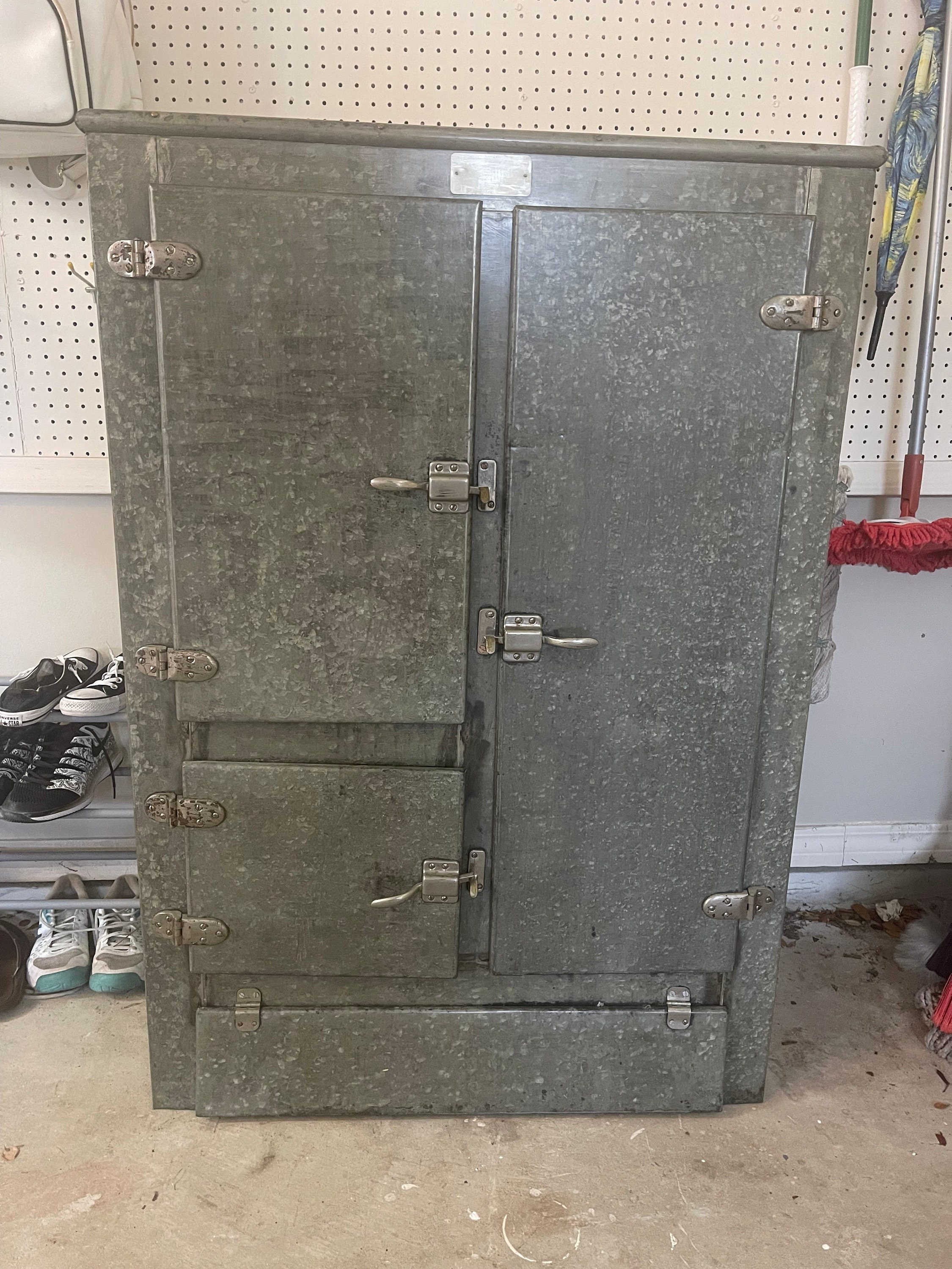 Antique Ice Box Refrigerator for sale| 83 ads for used Antique Ice Box ...