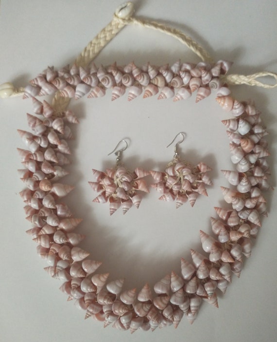 Pacific Islands Marshallese Jewelry Set Necklace Bracelet Earrings Handicrafts Seashell and Local Fibers Pink and Cream Likao Etsy