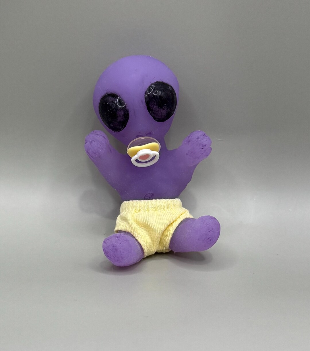 Mini Silicone Alien “mario” - Etsy