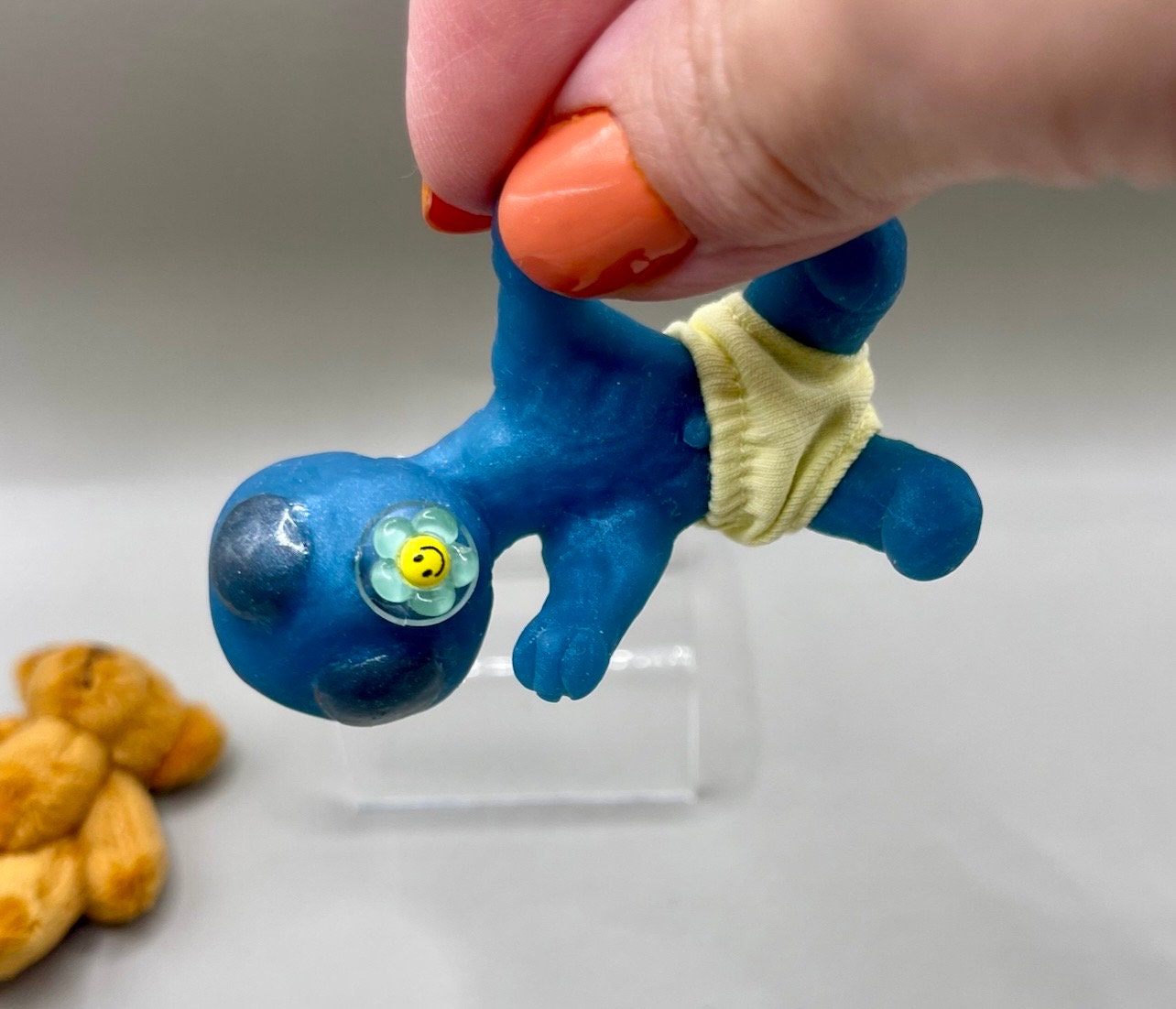 Mini Silicone Alien mario - Etsy