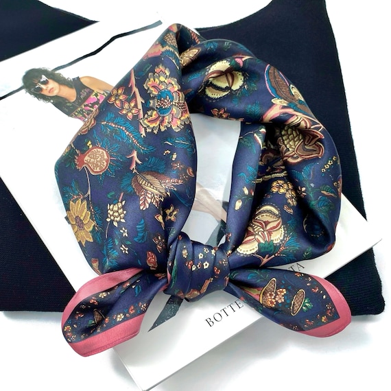 Bandana neck scarf store
