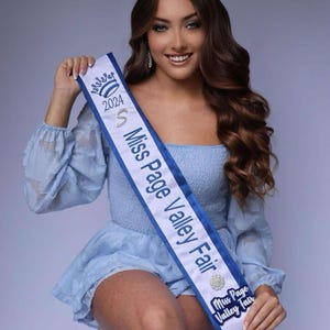 Custom Sash Magnet, SCRIPT FONT, Title Magnet, Beauty Queen, Pageant ...