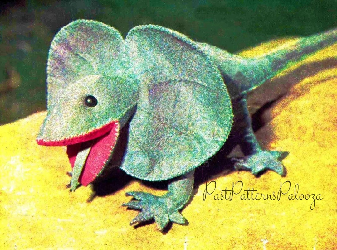 Vintage Sewing Pattern 17" Frilled Neck Lizard Felt Fabric Soft ...