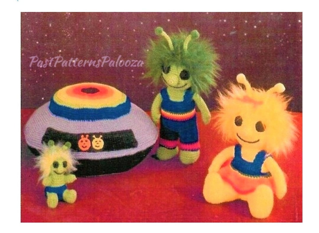 Vintage Crochet Pattern Cute Space Alien Family Amigurumi Soft Toy Doll ...
