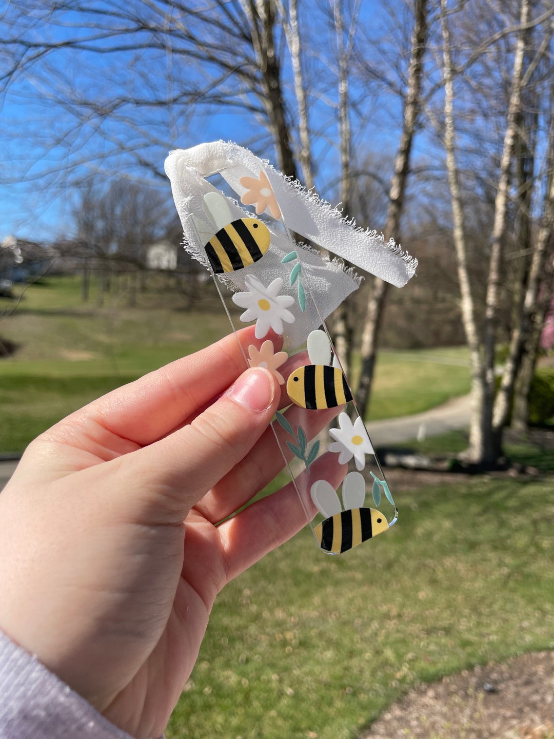 Beautiful Bees and Flowers Clear Acrylic Bookmark With Chiffon Ribbon ...