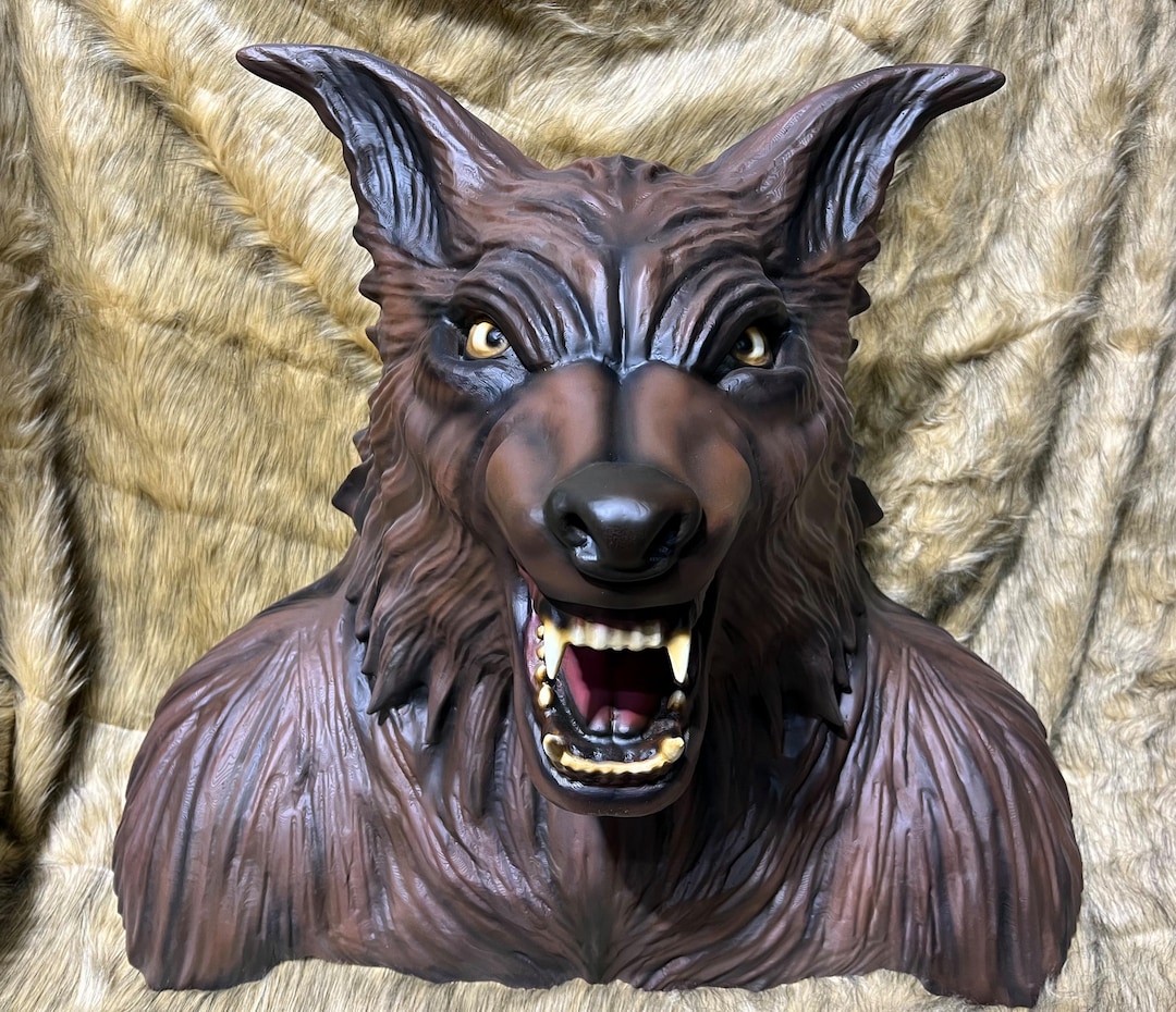 Dogman Werewolf Bigfoot Cryptid Dog Men Sasquatch, (RARE ITEM) Lifesize ...