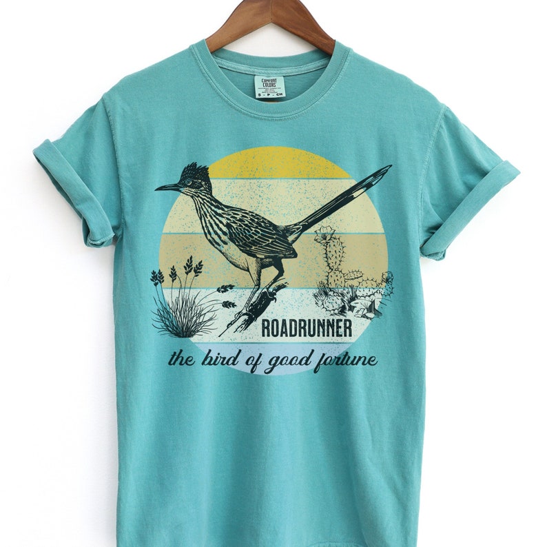 Roadrunner Shirt, Graphic Tees for Women, Bird Watcher Gift, Bird ...