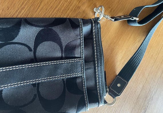 Vintage Coach Legacy Slim Signature Black Canvas/Leat… - Gem