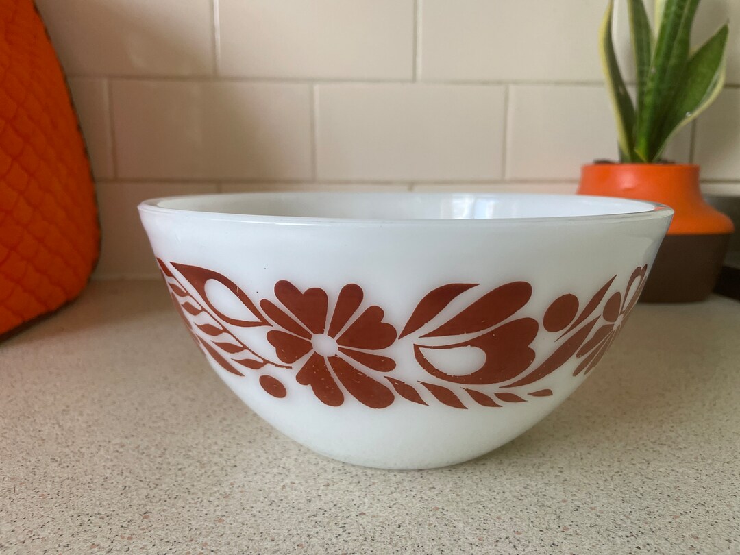 Pyrex Floral Banner Pattern Mixing Bowl - Etsy